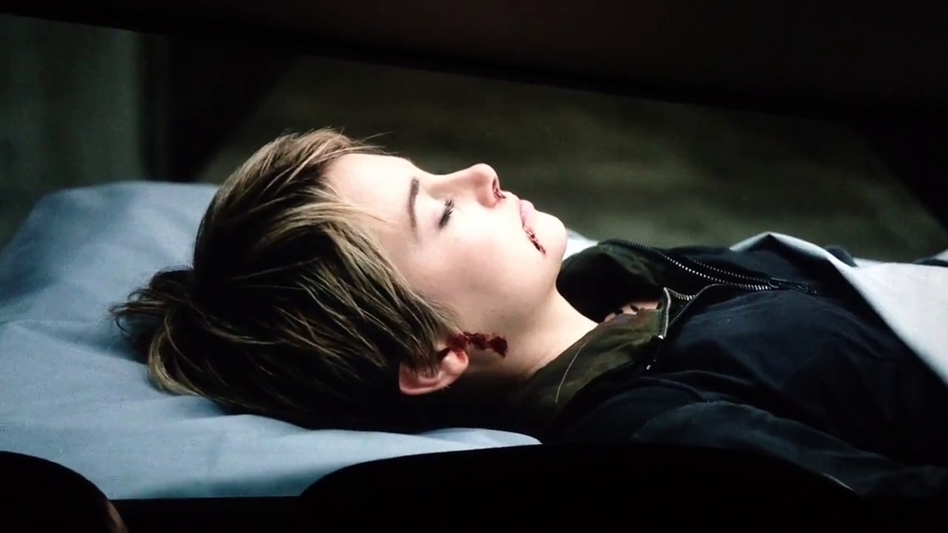 Divergent Tris Dies