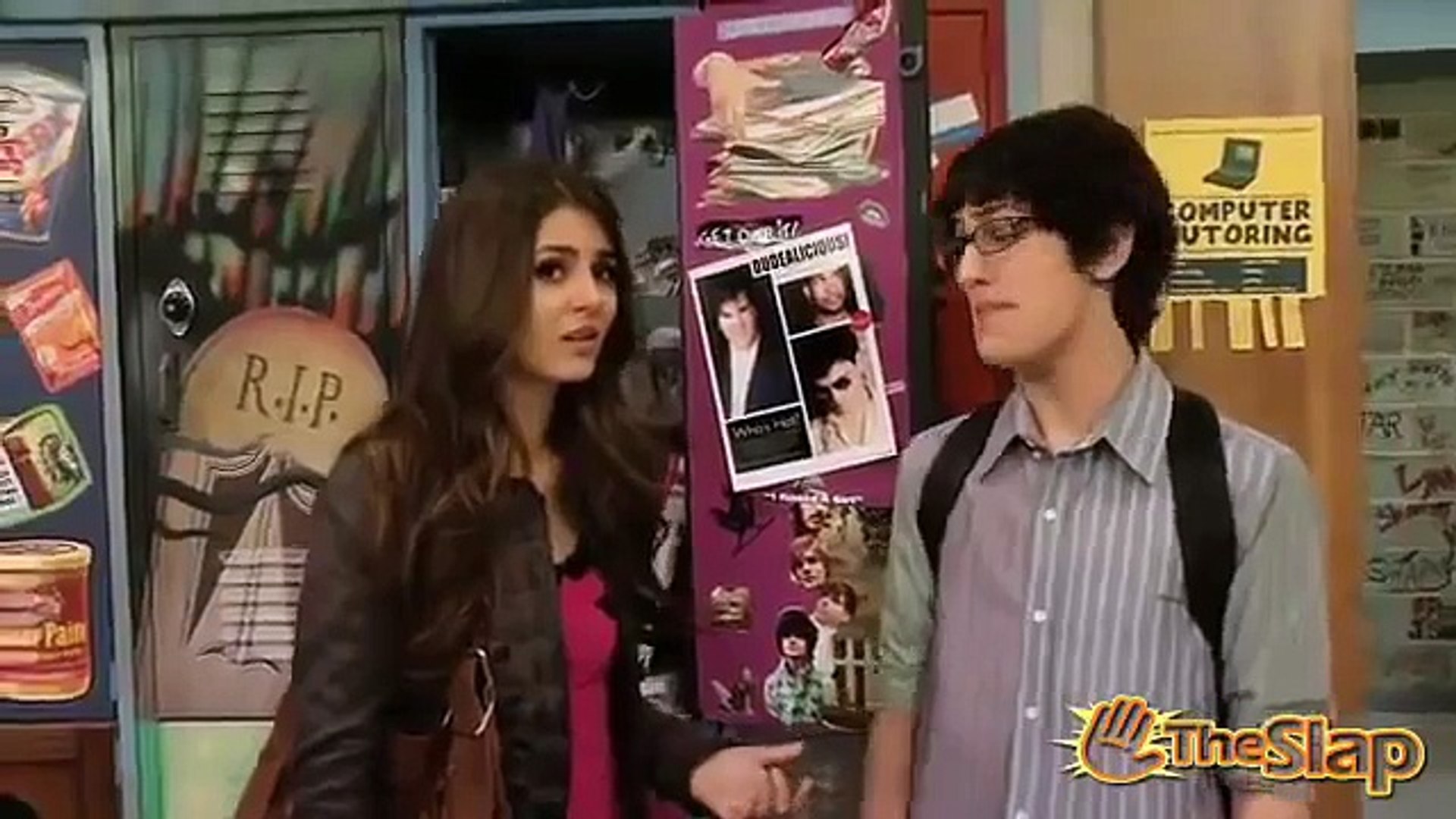 Victorious Beck Kiss Trina