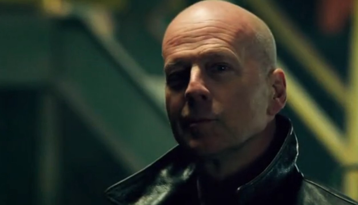 EXTRACTION Official Movie Trailer #1 - Bruce Willis, Kellan Lutz (2015 ...