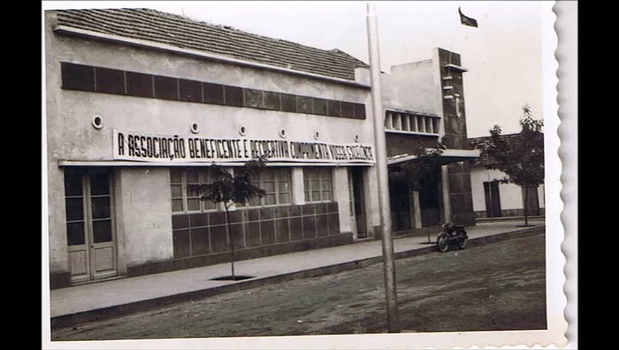 Desportivo de Camacupa (foto) e Valsa da Meia Noite, pelo Conjunto Os ...