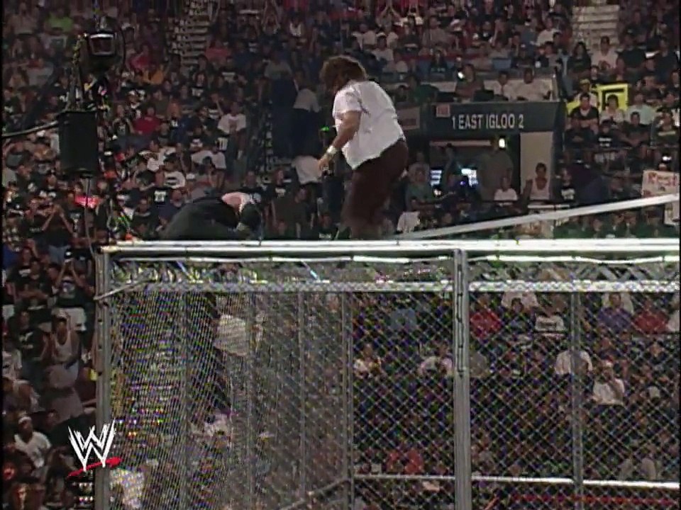 The Undertaker throws Mankind off the top of the Hell in a Cell - video ...