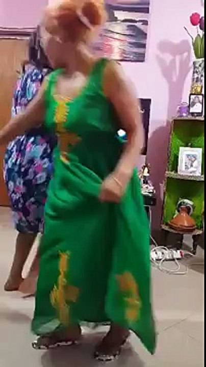 Ethiopian girls compete for Tigrigna dance (Tigrgna music) - YouTube ...