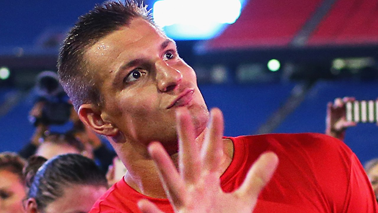 Rob Gronkowski Caught on Camera Singing Nicki Minaj During Car Ride ...