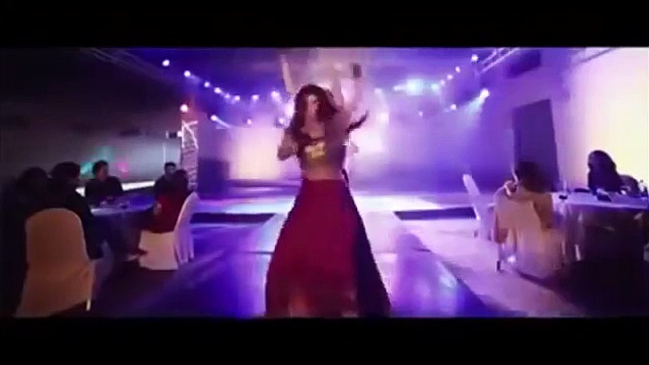 Saba Qamar Full Item Song In New Pakistani Movie 8968 Song - video ...