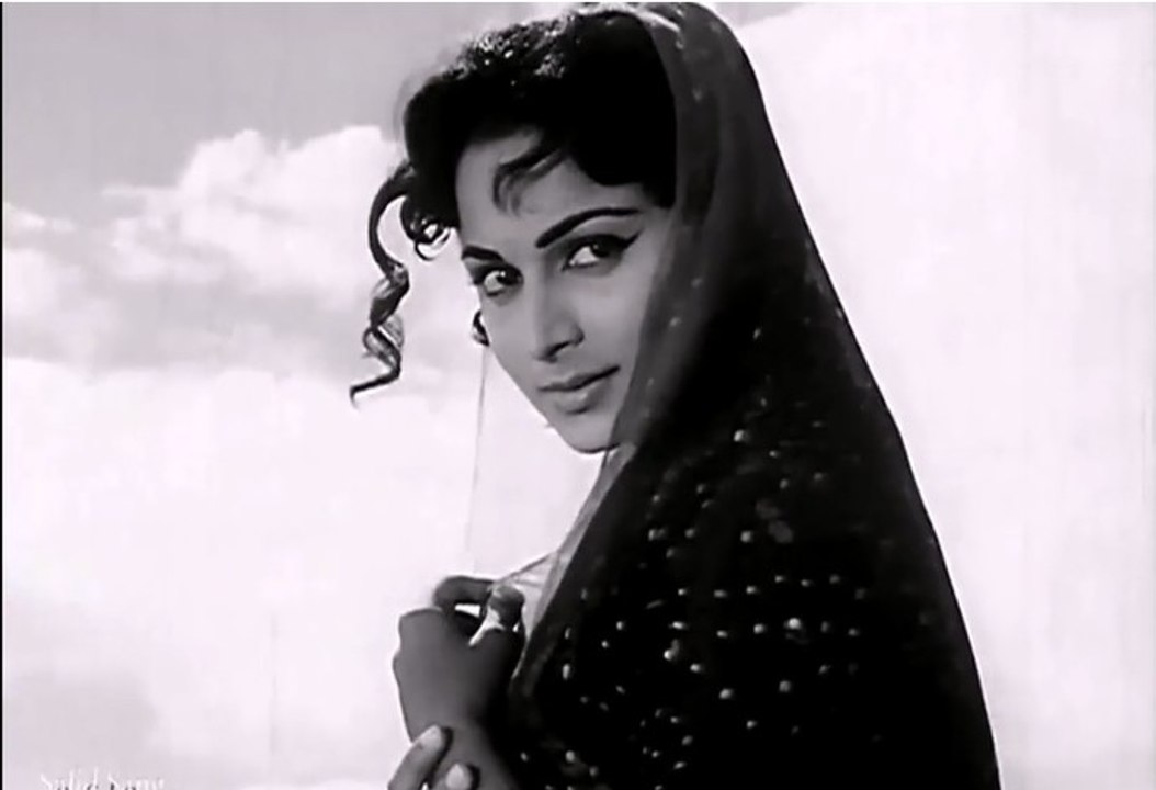 Ye Dil Lekar Nazrana_1-LATA MUKESH RAFI MAHINDER KAPOOR KISHOR KUMAR ...