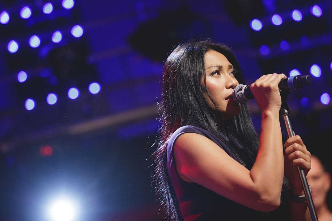 Anggun - À nos enfants - Vidéo Dailymotion