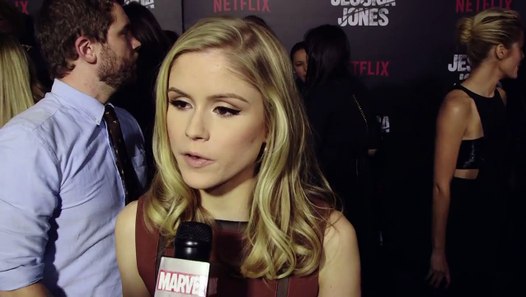 Erin Moriarty on Hope Shlottman - Marvels Jessica Jones Red Carpet ...