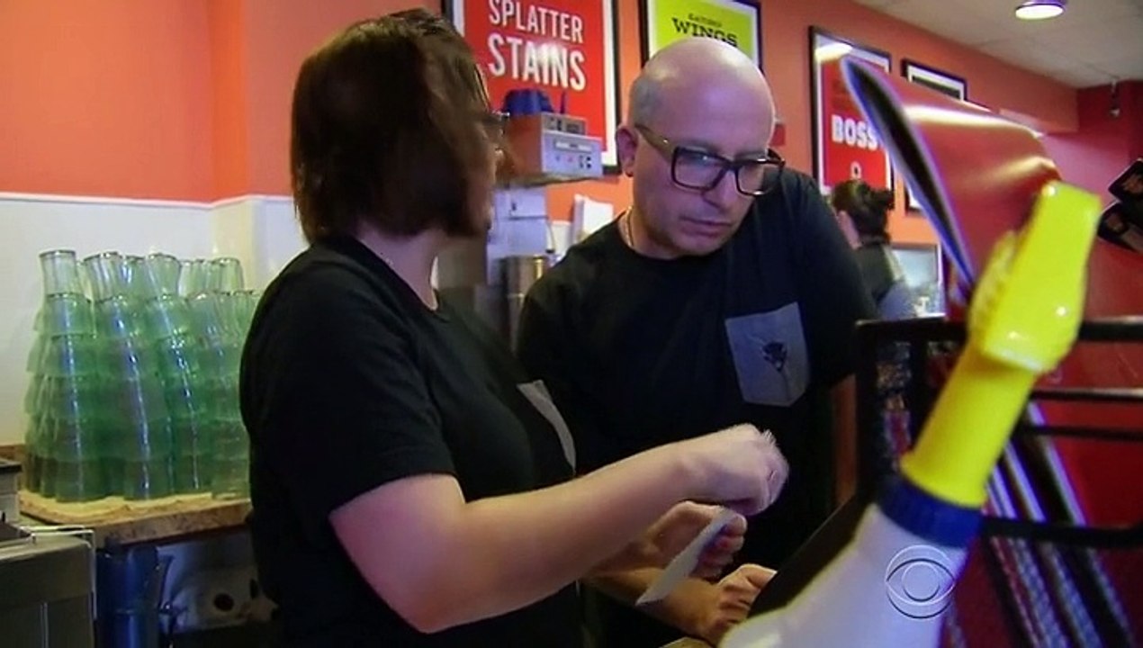 Undercover Boss.US Season 7 Episode 1. - Buffalo Wings & Rings - video ...