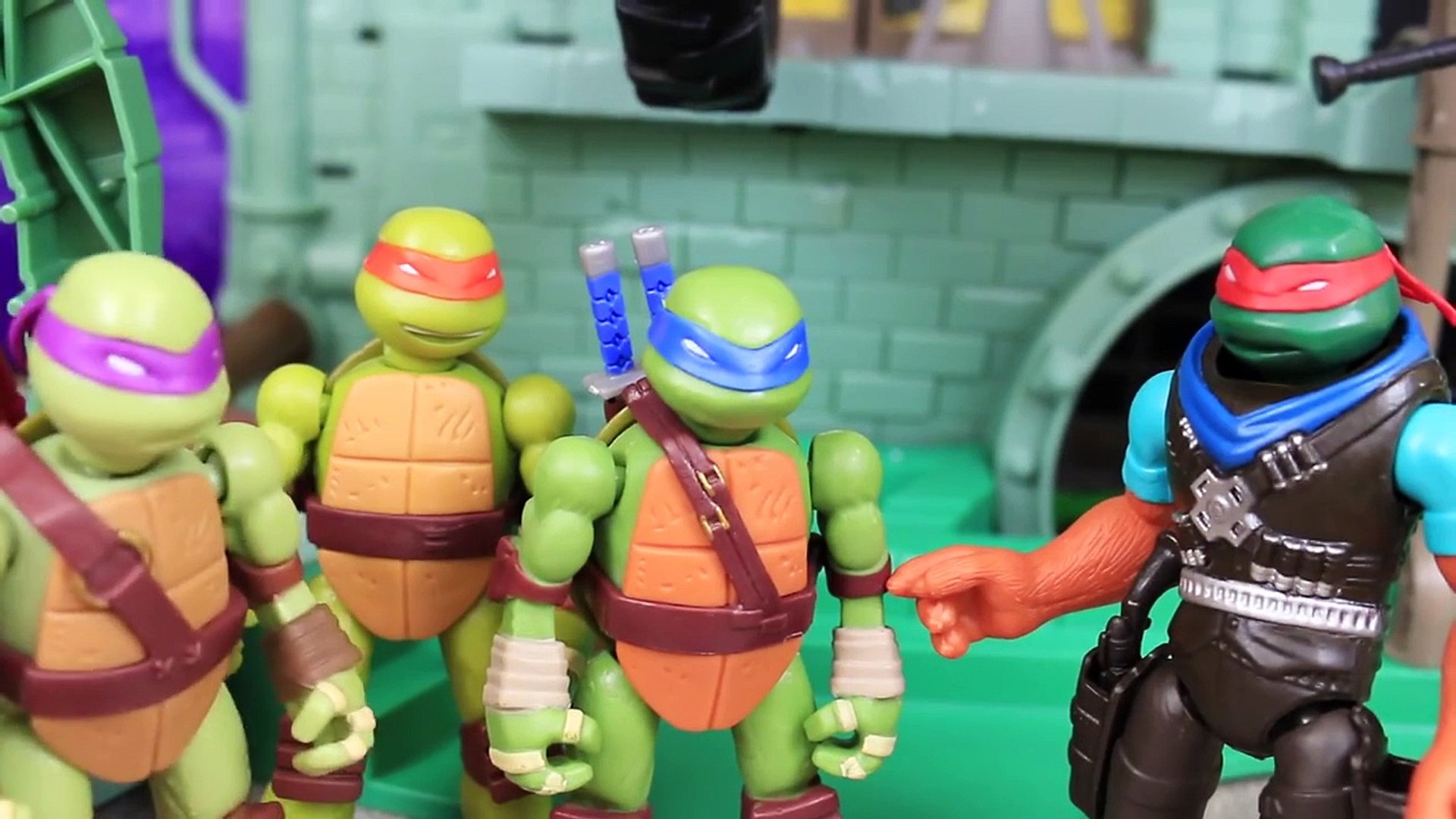 Teenage Mutant Ninja Turtles Tiger Claw Action Figure