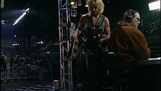 Madusa returns to WCW, Monday Nitro 18.12.1995 - video dailymotion