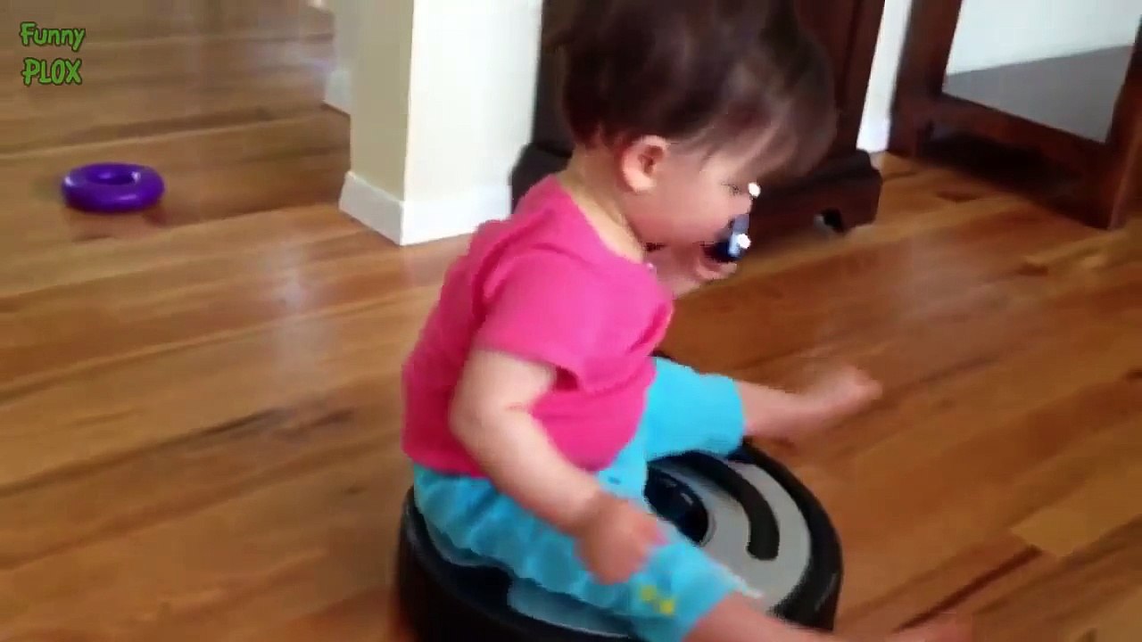 Cute Babies Riding Roomba Compilation 2015 [NEW HD] - video Dailymotion