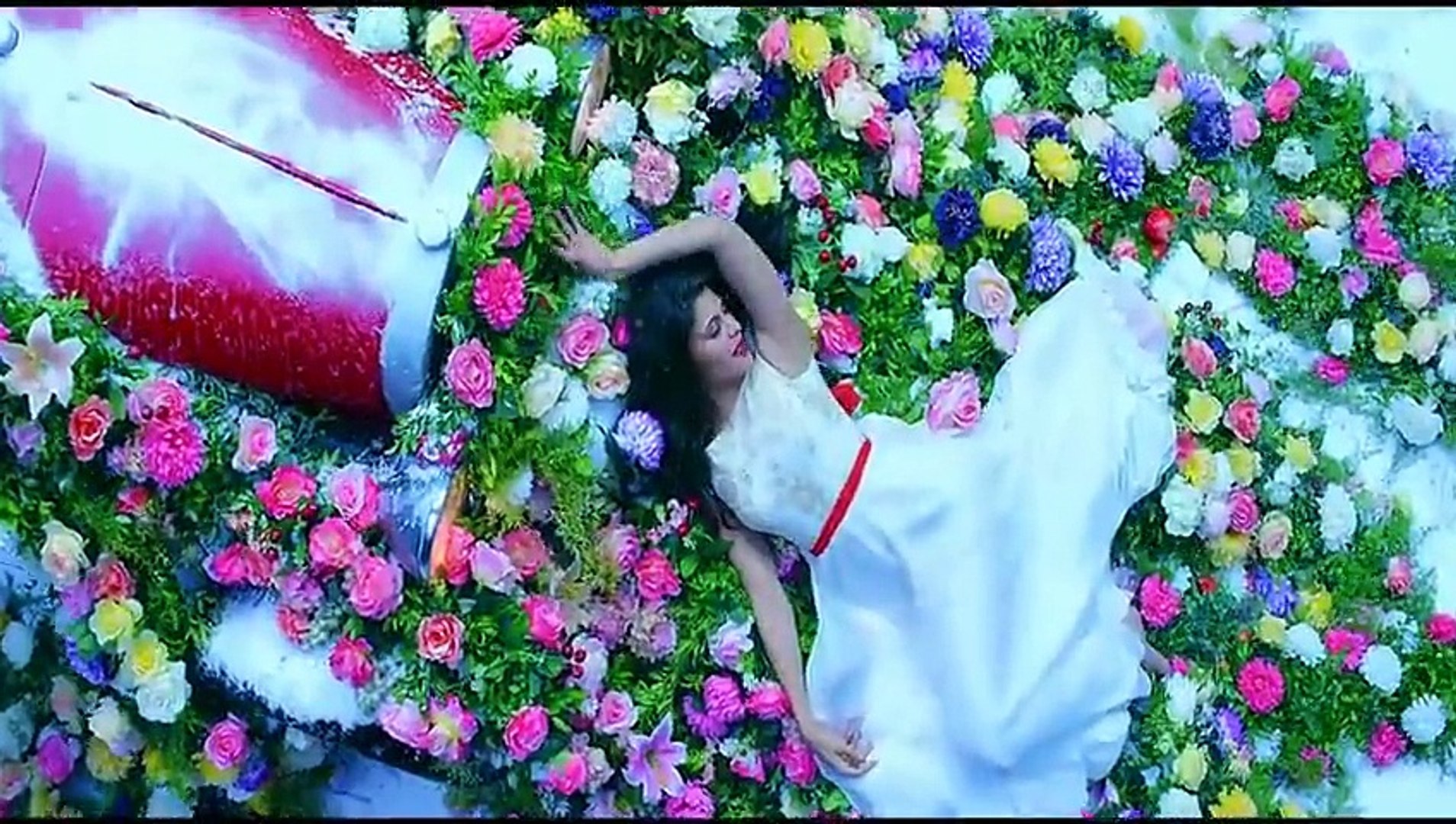 Jacqueline Fernandez Kick Hangover