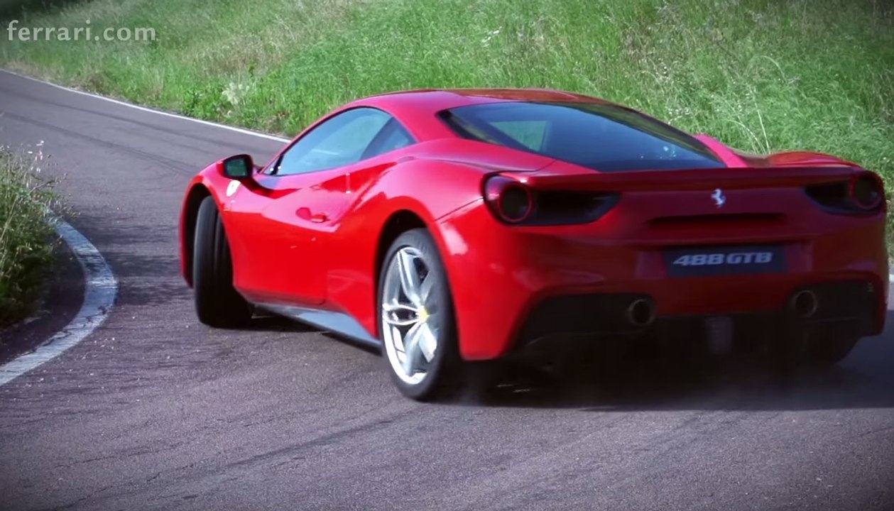 Ferrari 488 GTB derrapando en carretera abierta - Vídeo Dailymotion