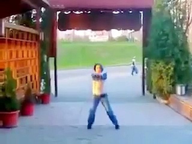 TYDH Boy videos - Dailymotion