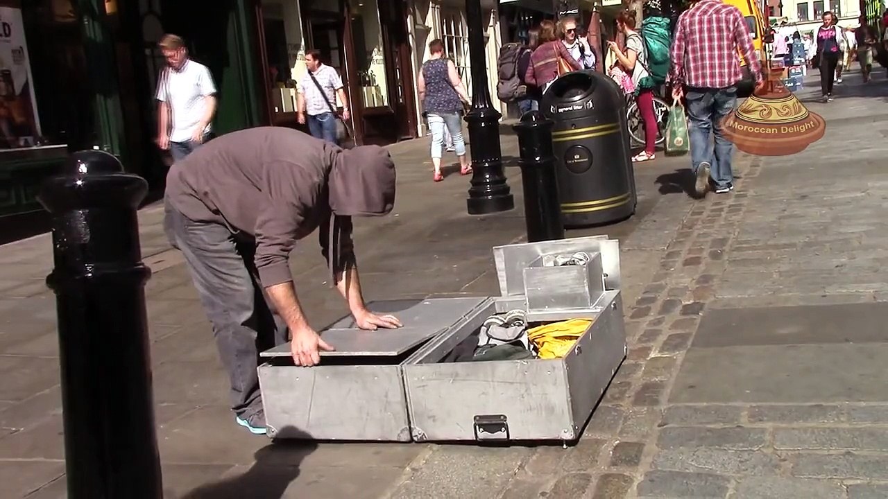 Silver man secret revealed London street performer, floating and ...