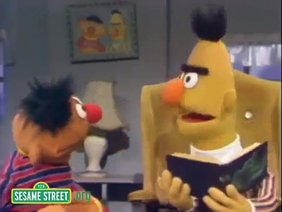 Sesame Street : Ernie Gets Bert to Exercise - video Dailymotion