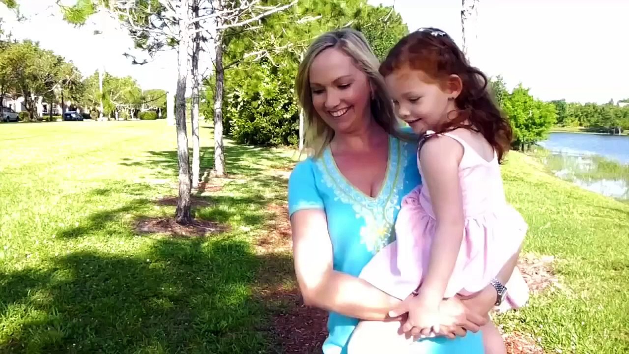 MOJA MAMA DIVNO PRICA - Video Spot Za Decu i Mame - Decije Pesme ...