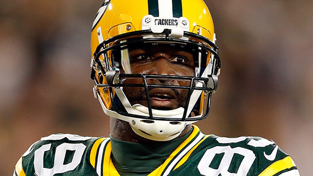 Packers' James Jones Proposes to Wife at Red Lobster - video Dailymotion