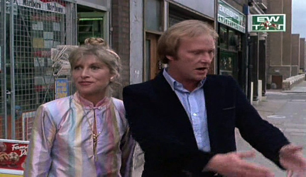 Minder S02 E09 Diamonds Are A Girl's Worst Enemy - video Dailymotion