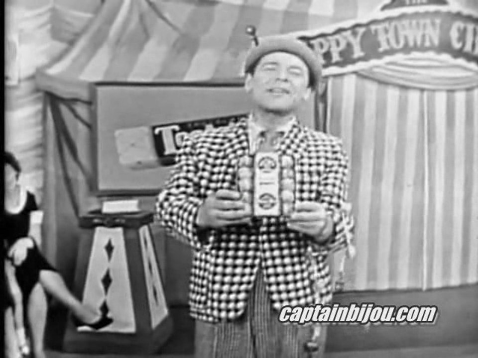 1954 TOOTSIE ROLL POP COMMERCIAL - PINKY LEE - video Dailymotion