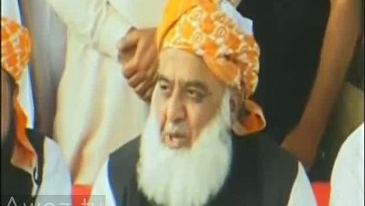 Moulana Fazal ur Rehman makes everyone laugh by his comment on Shehbaz Sharif's "Khadim e Aala ...