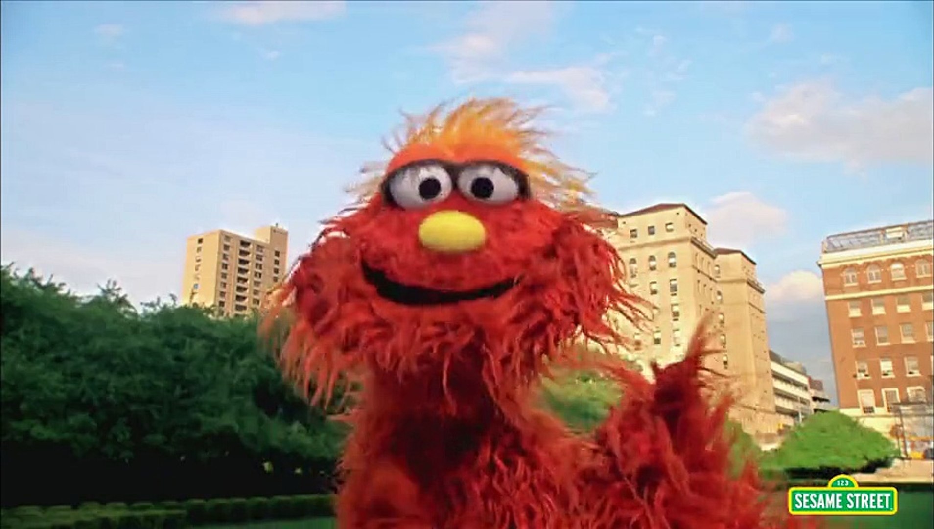 Murray Sesame Street Clip Art Sesame Street: Murray Learns To Ride A