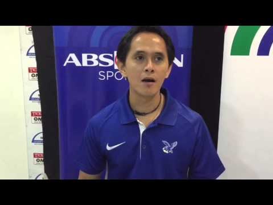 Lady Eagles’ Tai Bundit gives advices to Blue Eagles’ coach Oliver ...