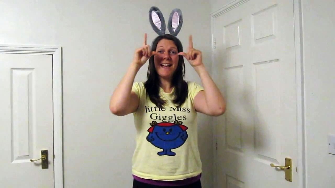 Sleeping Bunnies - British Sign Language (BSL) and singing - video ...