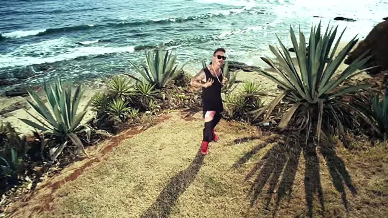 INNA - Cola Song (feat. J Balvin) - Official Music Video - YouTube ...