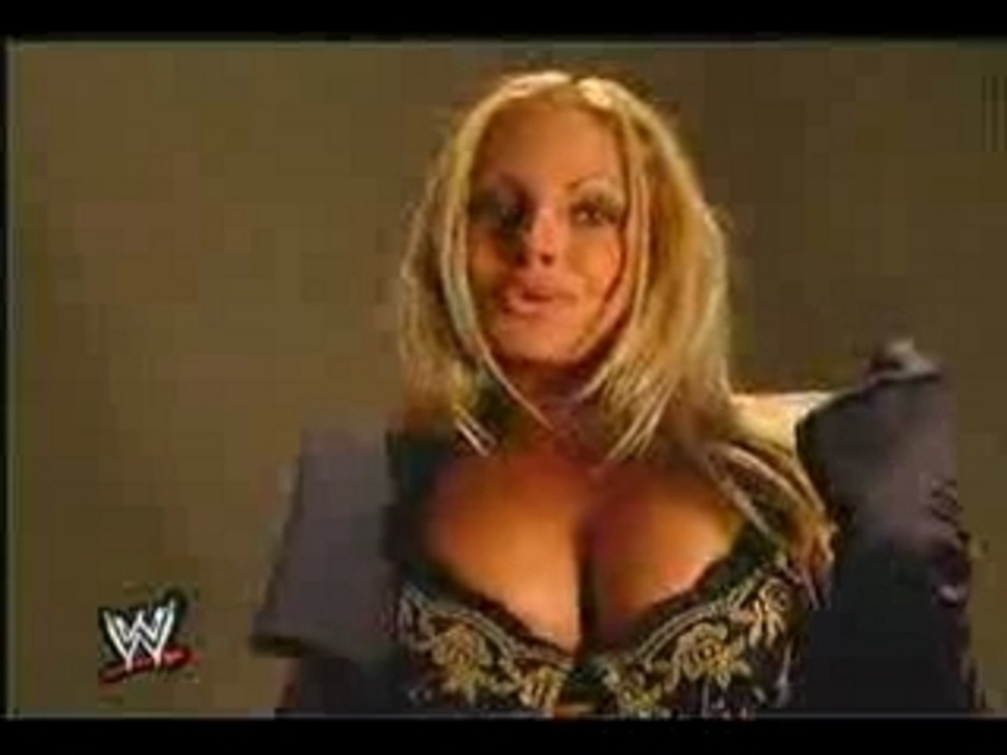 Trish Stratus Table Trish Stratus Wwe Divasknockouts Wiki