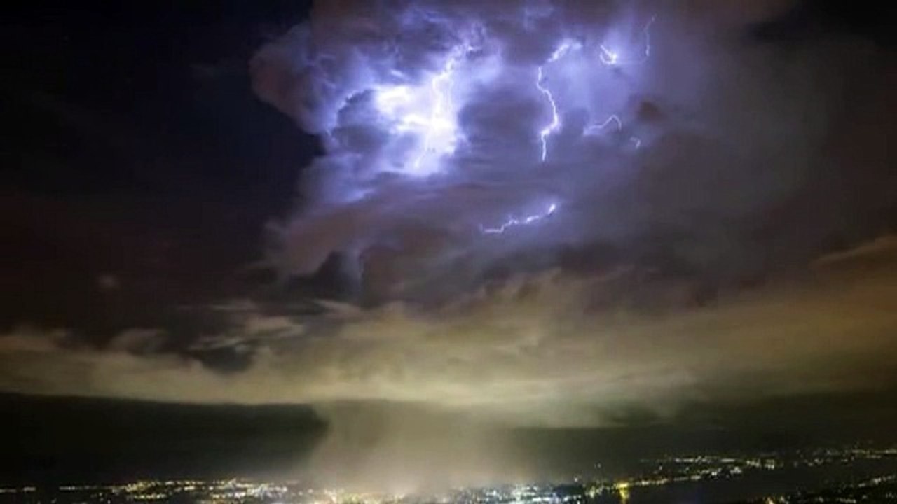SHOCKING- Huge Portal Opens Above CERN In Geneva! ΣΟΚ!-ΠΕΡΙΕΡΓΑ ΣΥΝΕΦΑ ...