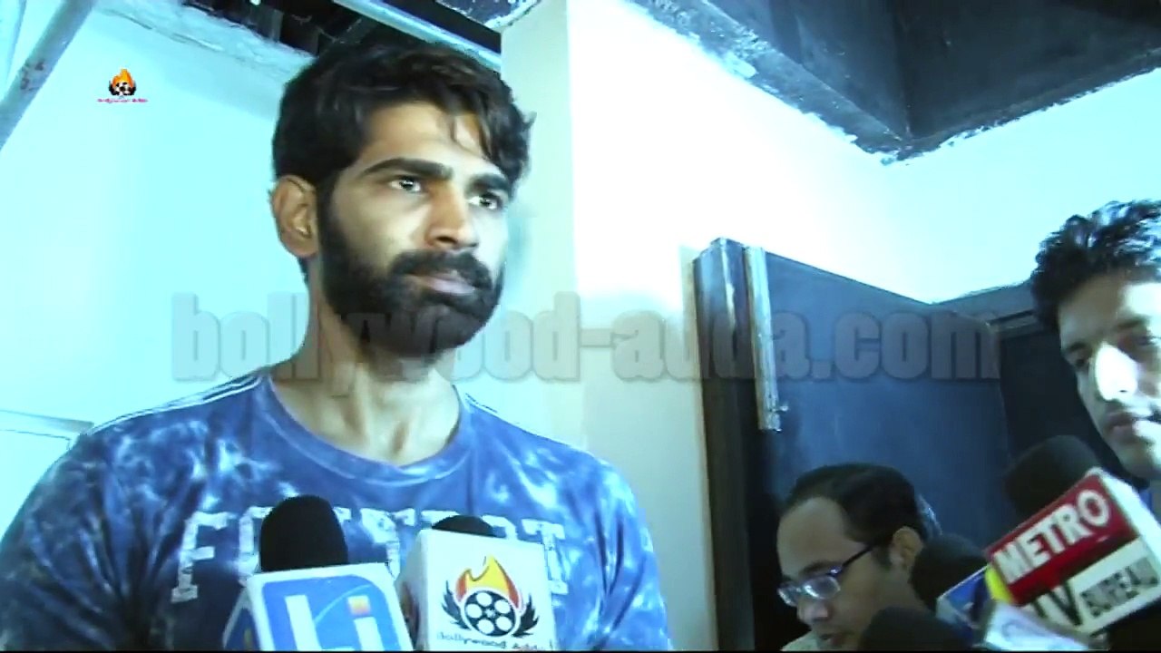 MADARI HD Movie (2016) - PUBLIC REVIEW Irfan Khan - video Dailymotion