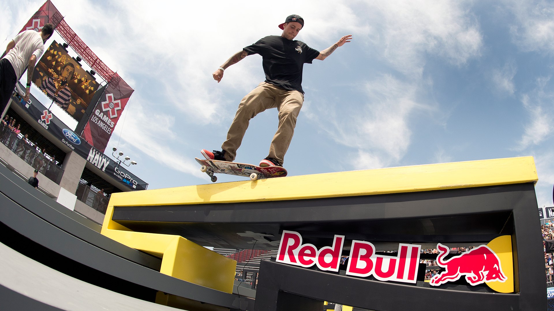 Ryan Sheckler Skateboarding Wallpaper