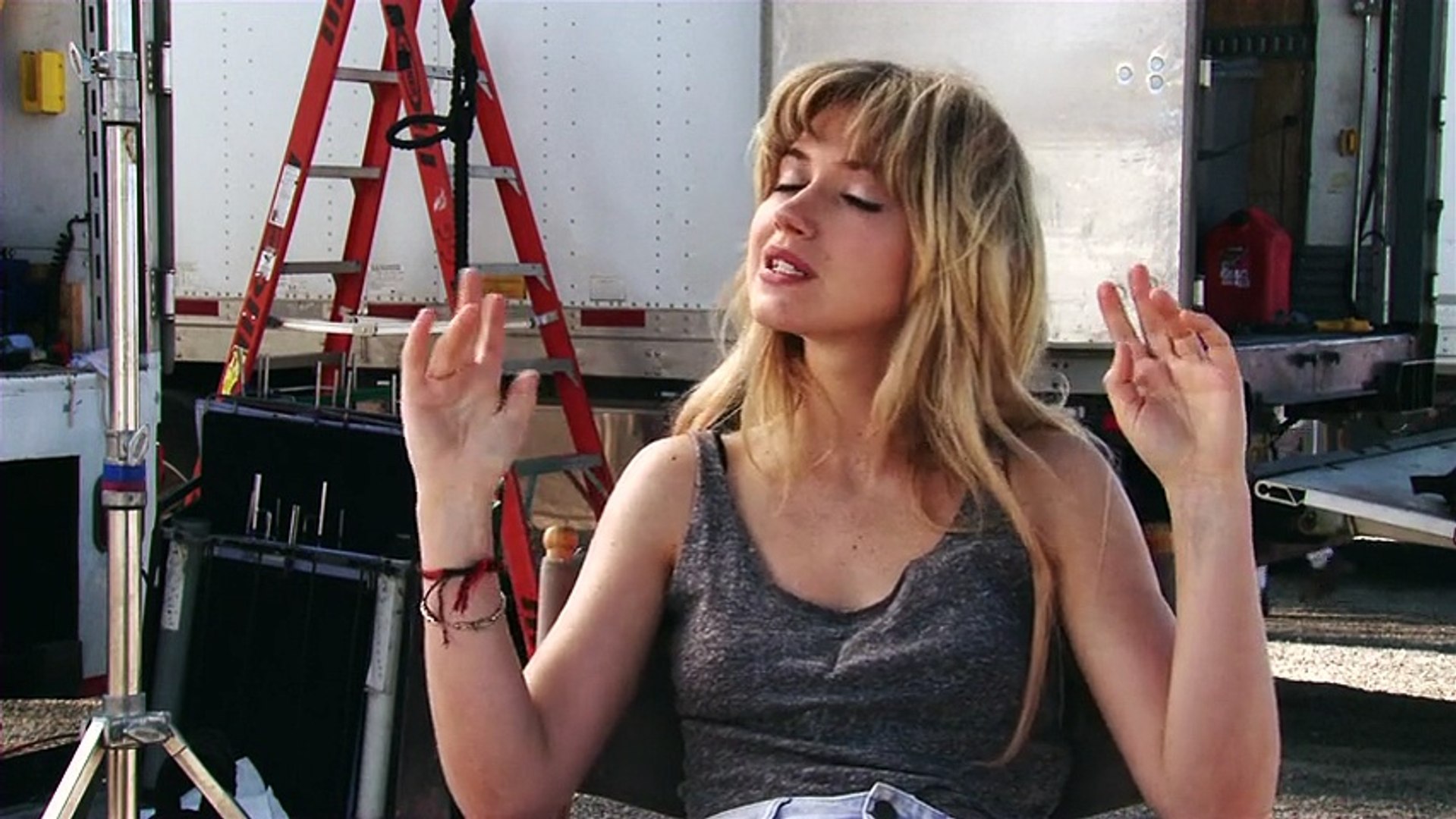 Imogen Poots Need For Speed Smile Imogen Poots: 'I Can't Do Twitter.