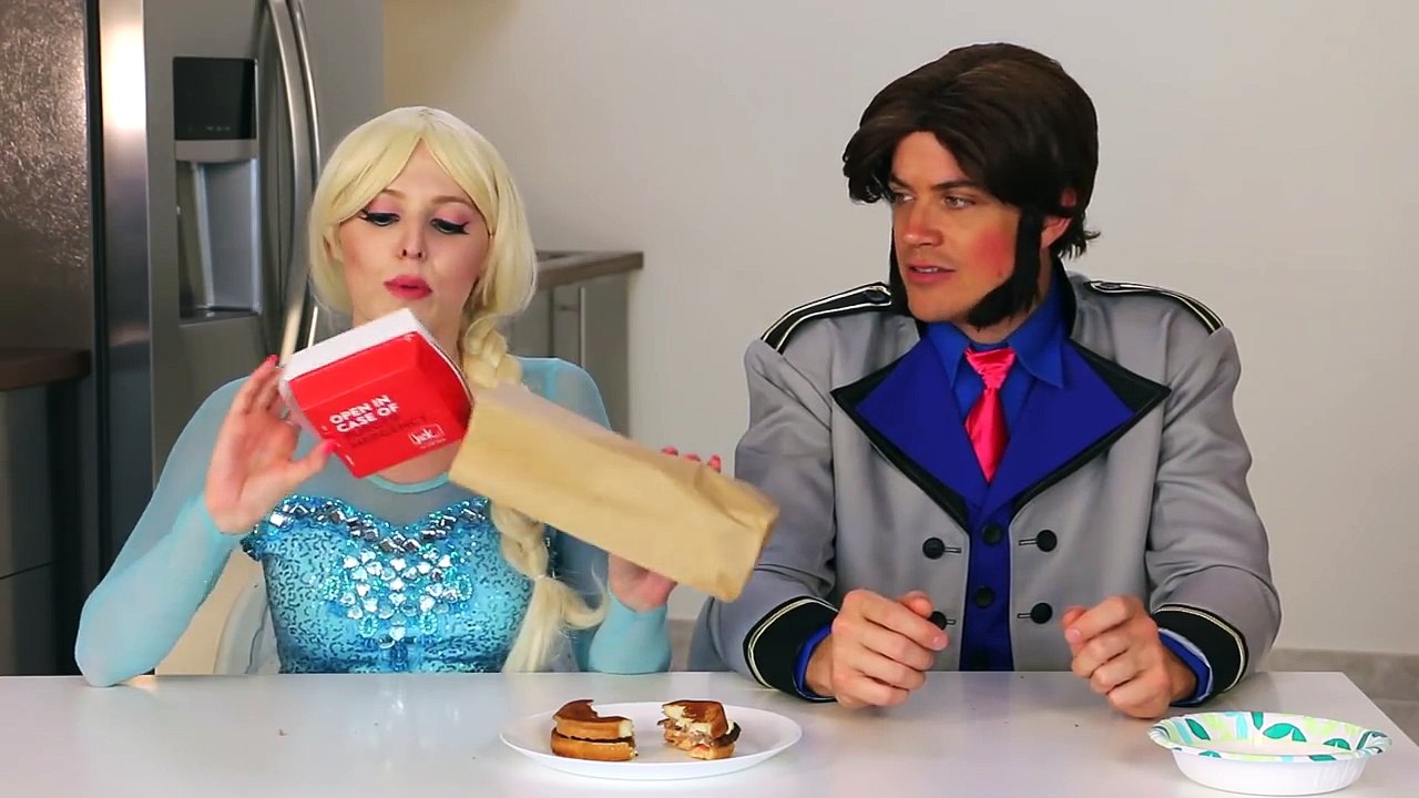 Frozen Elsa vs Hans Burger Challenge in Real Life Frozen Characters ...