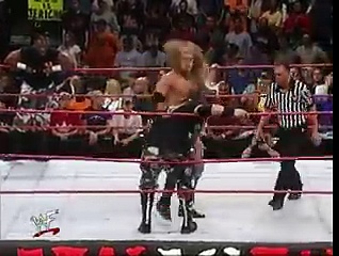 Trish Stratus Table Gif