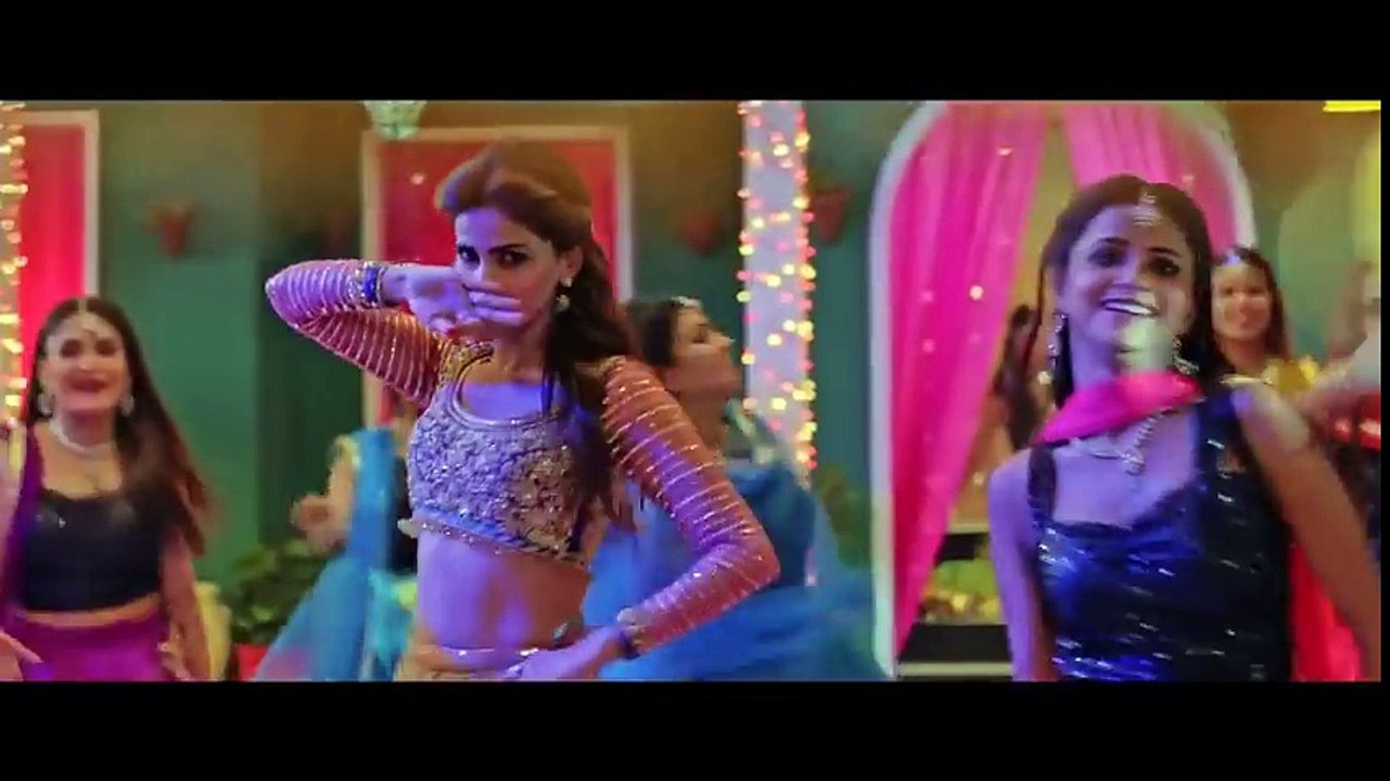 'Aik Baar' Pakistani Item Song 2016 HD Video - Saba Qamar - Aima Baig ...