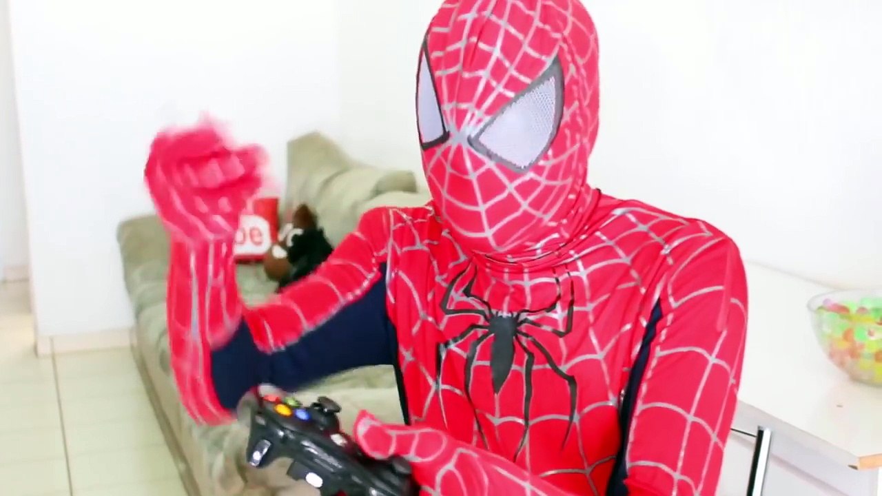 Maleficent FART ON Spiderman FACE - Fart Prank! Superhero In Real Life ...