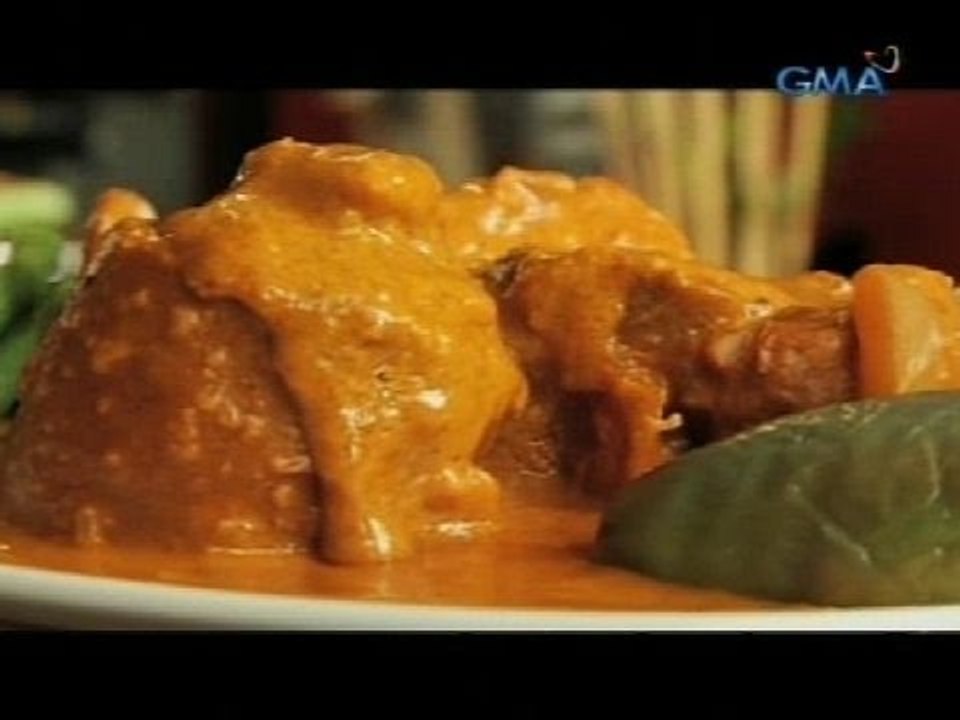 Mala-chicharon na tuwalya at kasoy, nagpapasarap sa crispy tripe beef ...