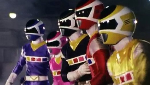 Power Rangers in Space - Power Rangers vs Psycho Rangers First Fight ...