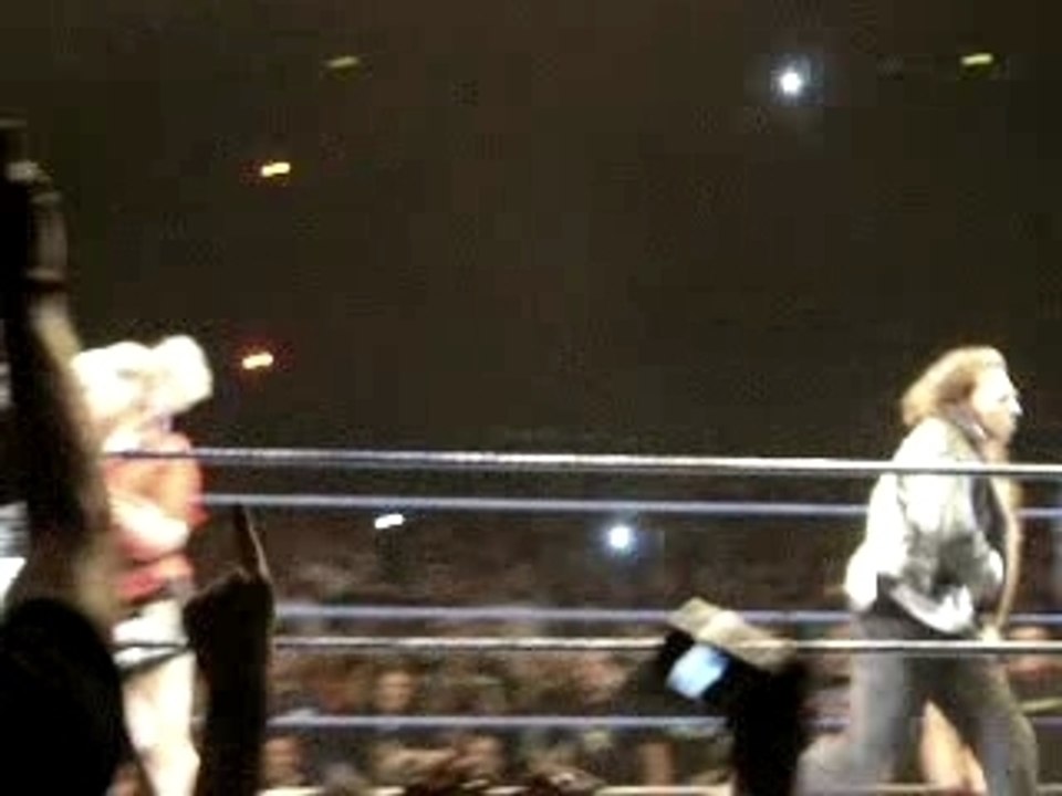 WWE Deuce Domino & Cherry Paris Bercy - Vidéo Dailymotion