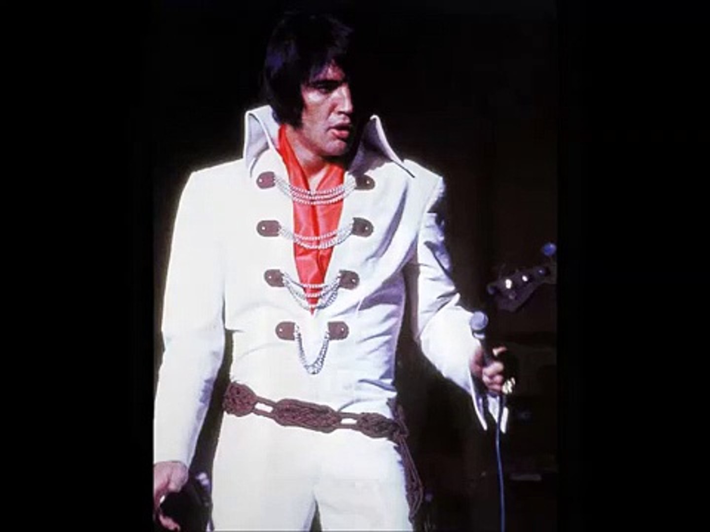 Presley Elvis Las Vegas 1970 Heartbreak Hotel Elvis. During