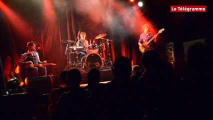 Vidéo. Call Me Max au Novomax | Le Télégramme