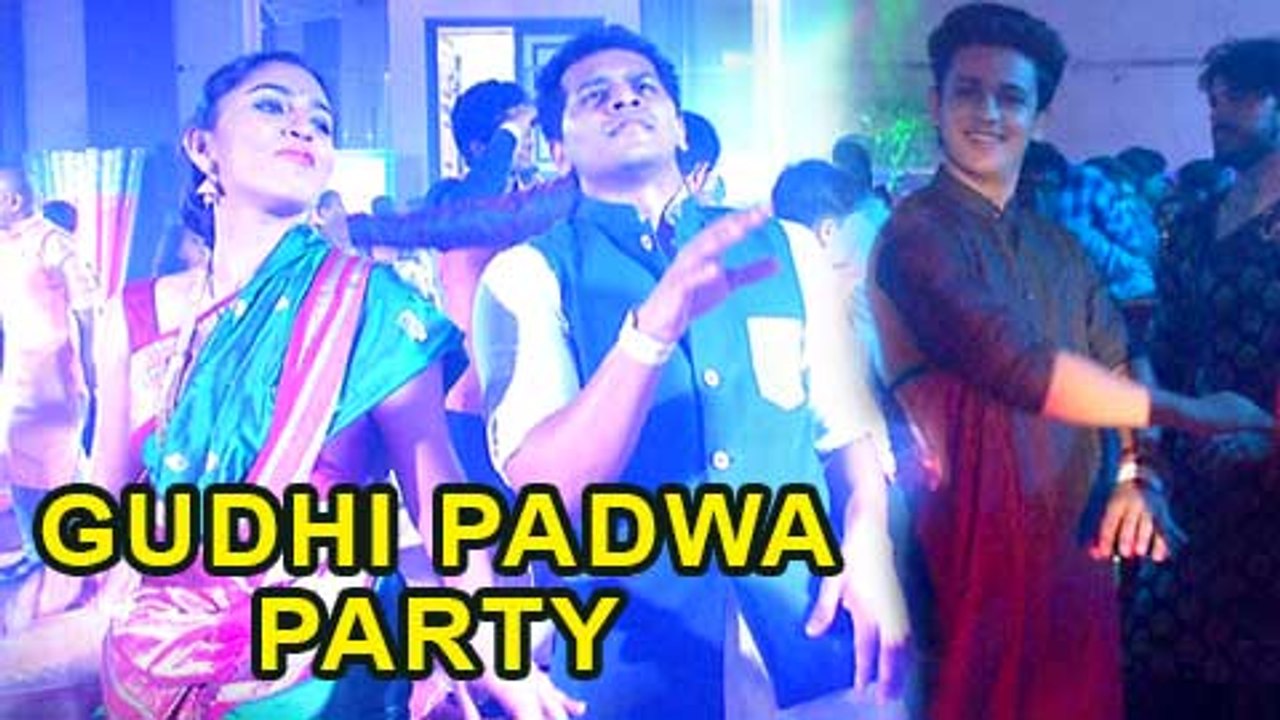 Marathi Actors DANCE At Gudi Padwa Party | Mrunmayee Deshpande ...