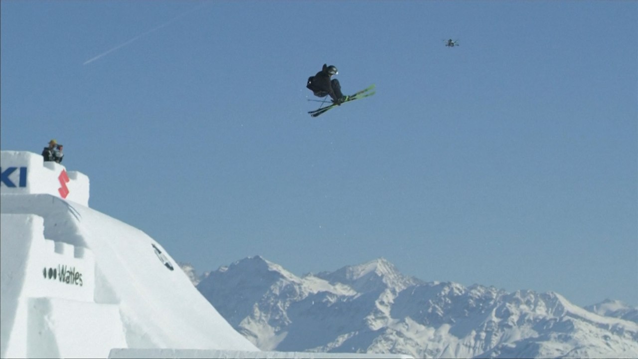 Skier Flips And Spins In World’s First Trick - video Dailymotion