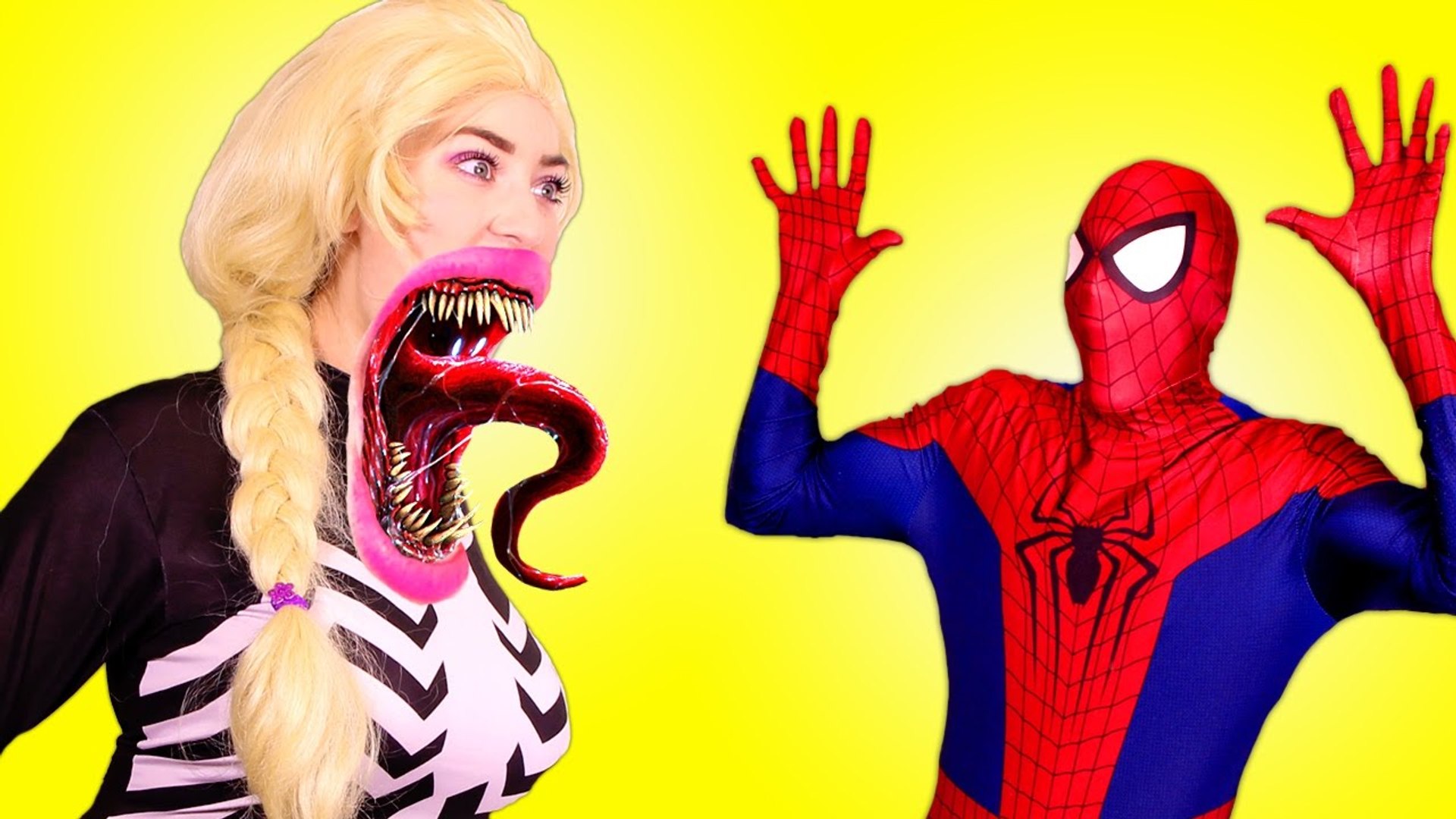 Spiderman Contra Elsa Spiderman And Pregnant Princess Elsa Talking In