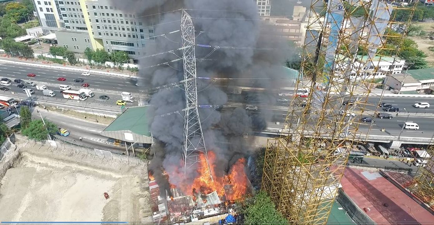 Drone Captures Moment of Pylon Collapse in the Philippines - video ...