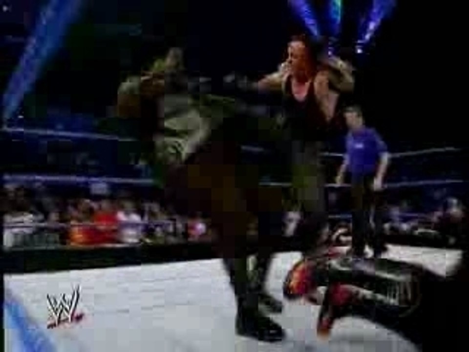 The Undertaker vs. Gangrel & Viscera - video Dailymotion