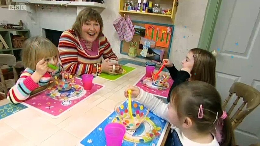 Me Too! - Cbeebies Me Too! by Curious George Fan - dailymotion