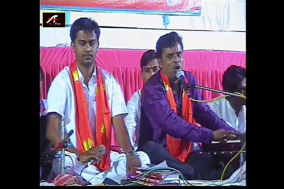 Marwadi Superhit Bhajan | Papiya Re Piya Ji Vani Mat Bol | FULL Video | Meera Bai Songs ...
